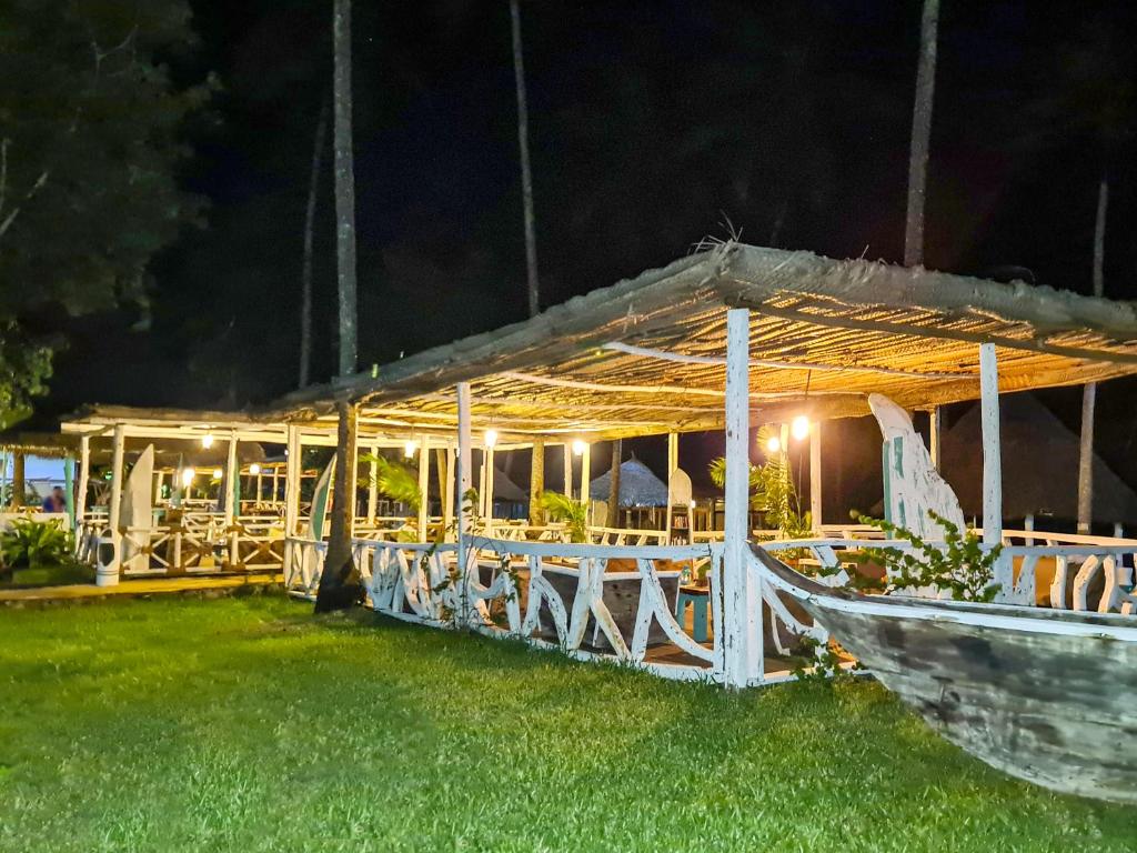 Paradise Beach Resort - jerichosafaris
