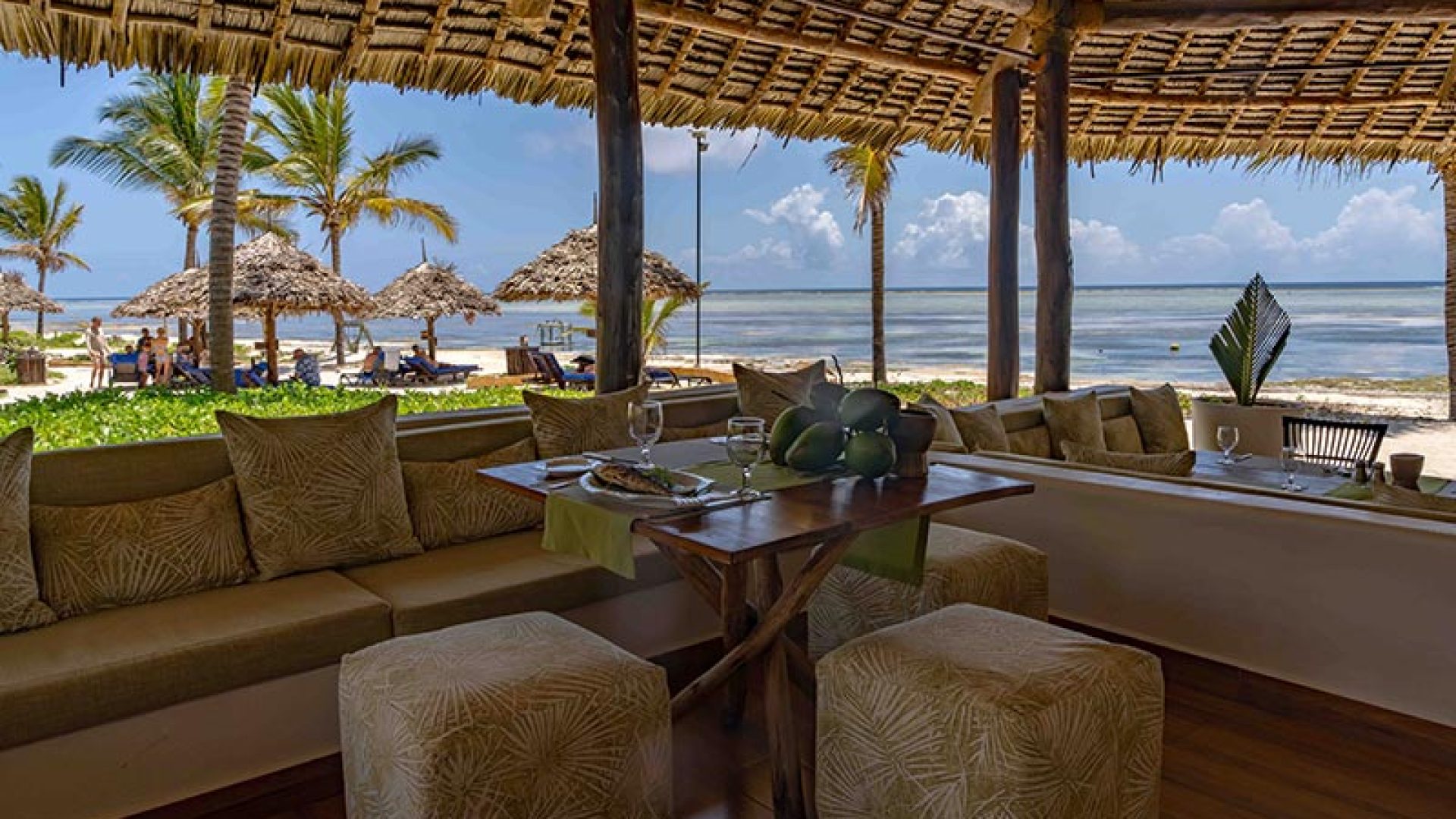 Breezes Beach Club and Spa - JERICHO SAFARIS