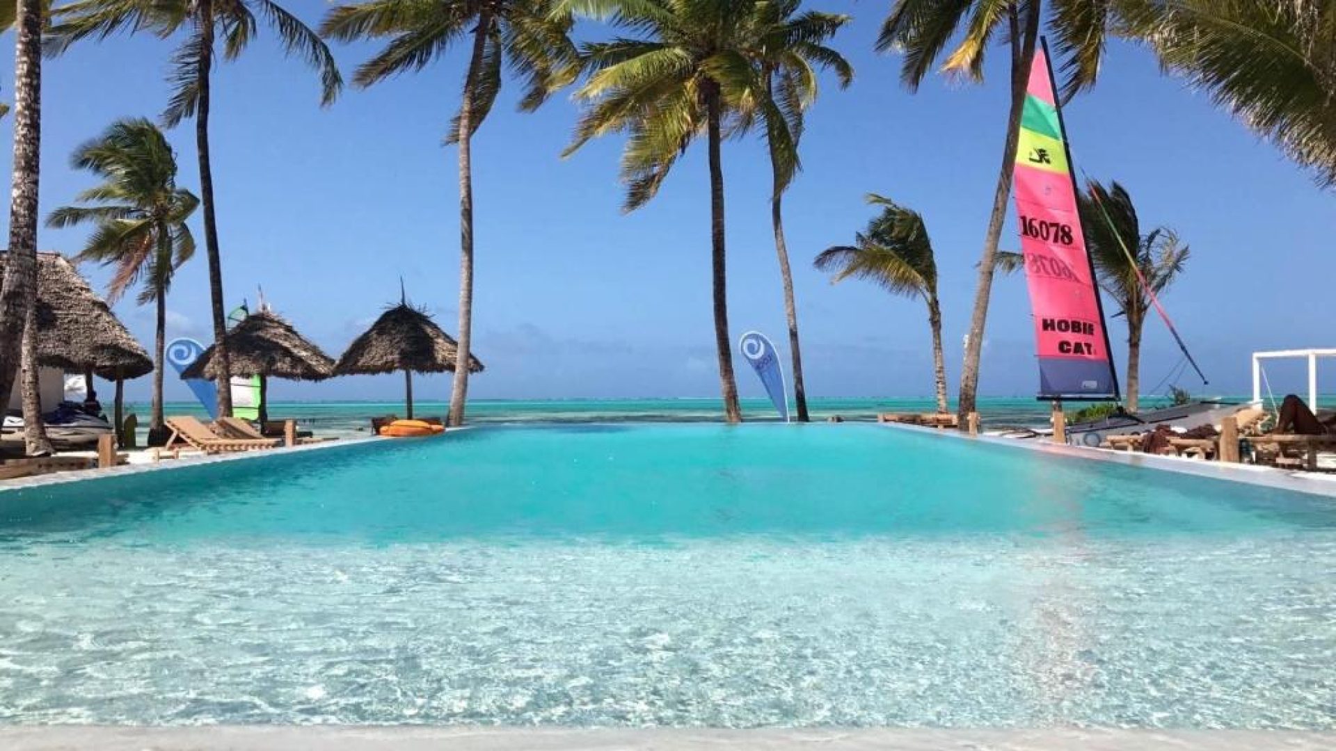 The Loop Beach Resort - jerichosafaris