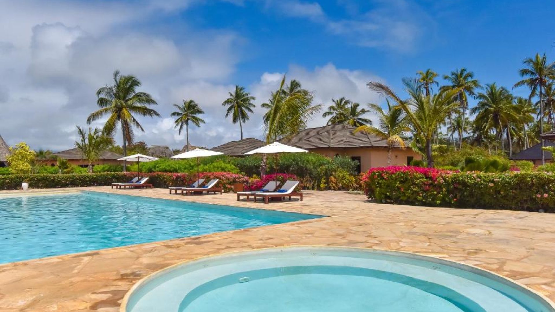 The Sands Beach Resort - jerichosafaris